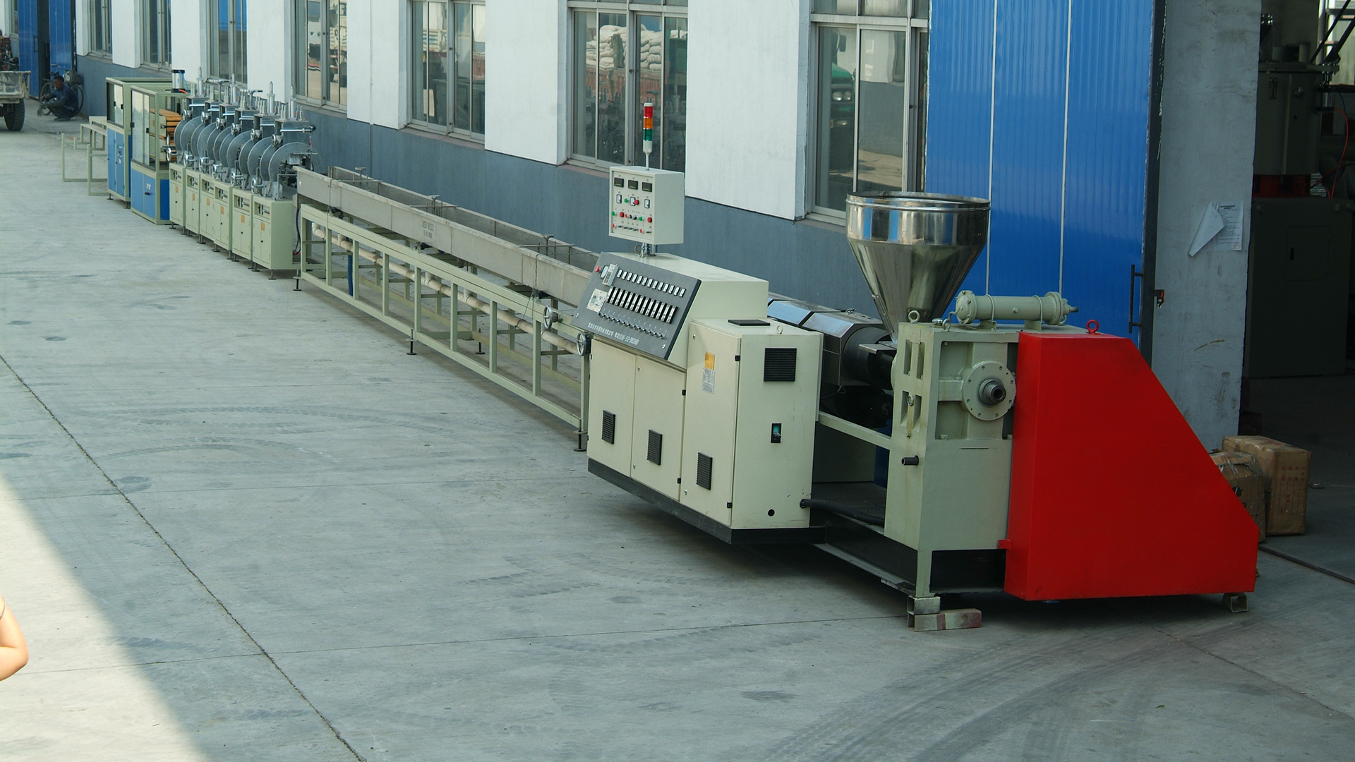 Plastic Machinery Manufacturer,Extrusion Production Line Factory | SKR ...